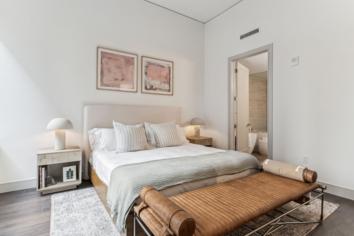 Luxury High-Rise Apartments in Uptown Dallas | Maple Terrace Residences