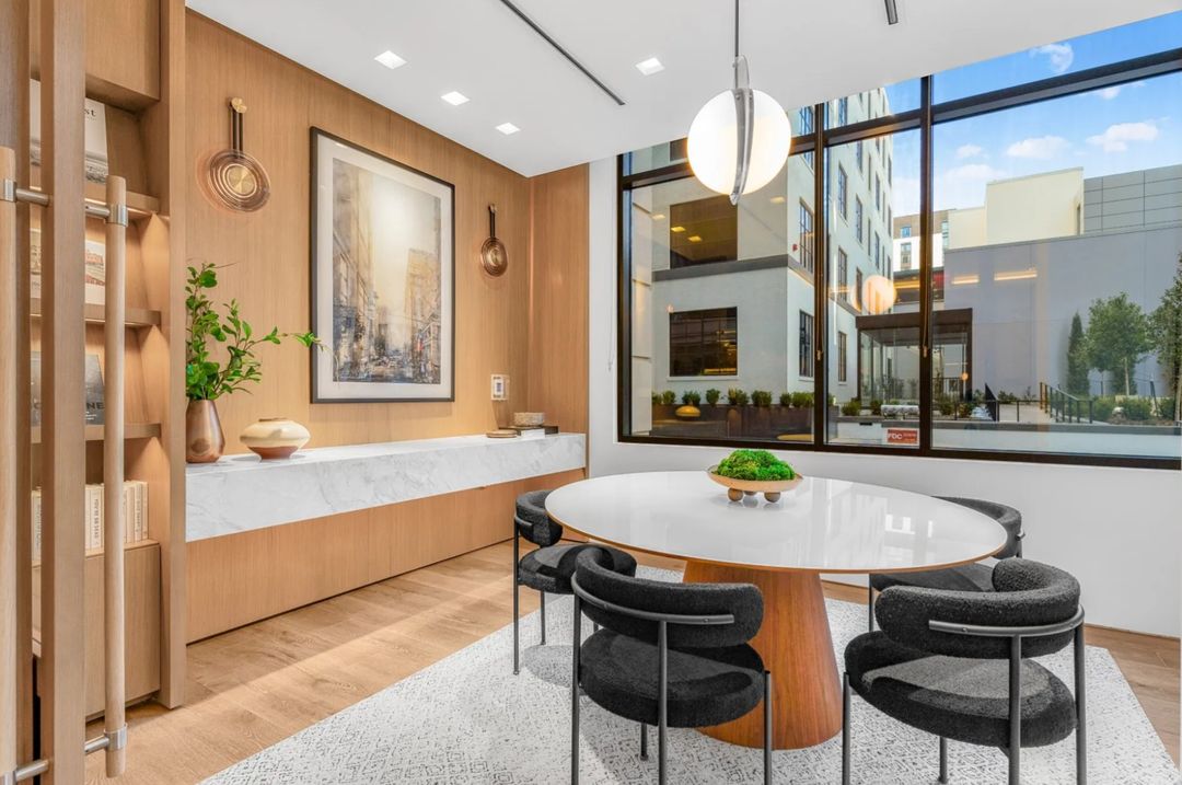 Uptown Dallas Apartments Photo Gallery | Maple Terrace Residences